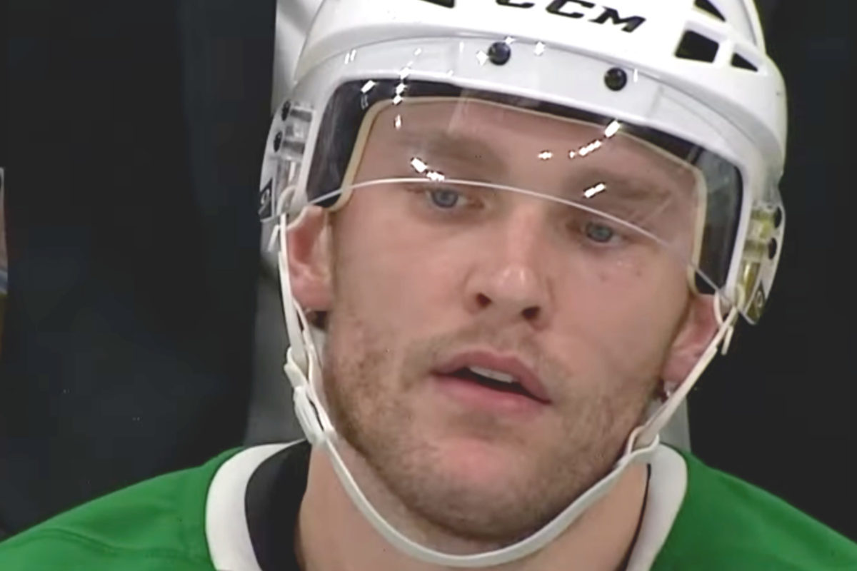 ️ NHL - Mikko Rantanen marque pour ses débuts avec les Stars | Planète ...