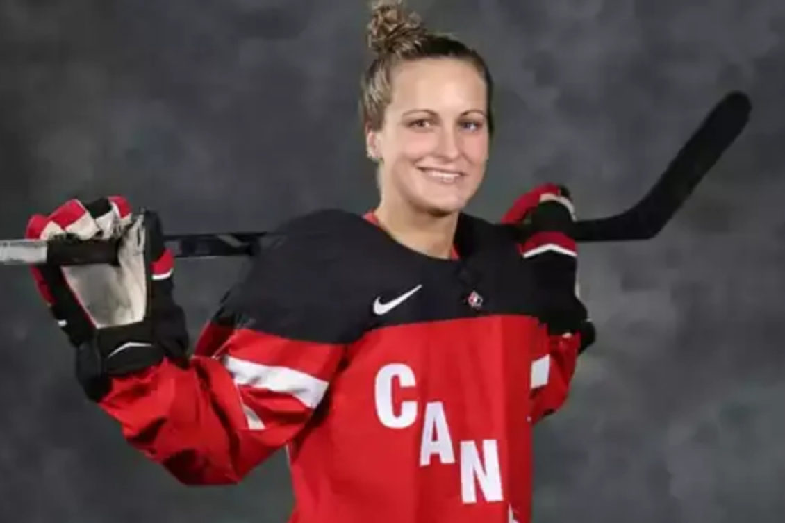 MONDIAL FÉMININ - Marie-Philip Poulin, une MVP rentrée dans l'Histoire ...
