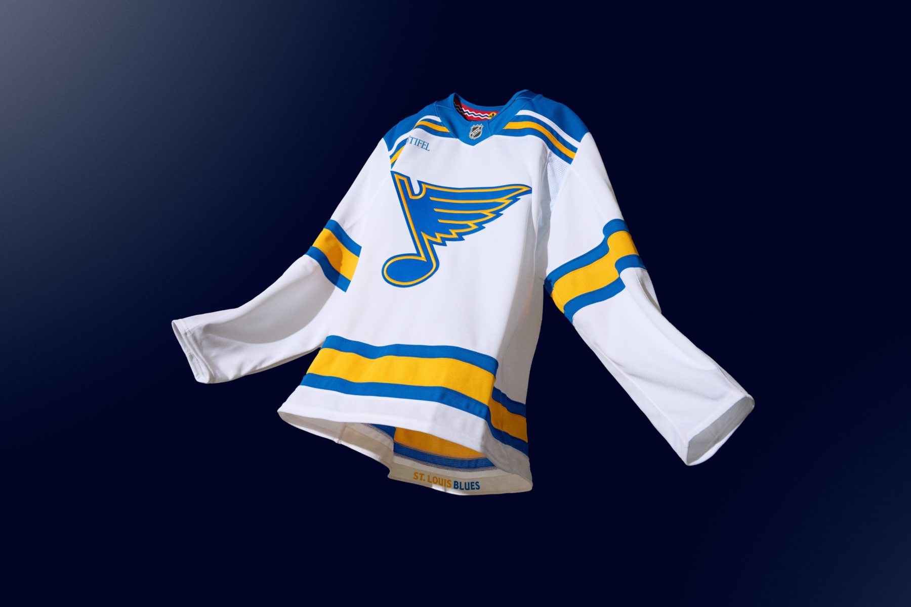 NHL - Nouveau logo et nouveau maillot pour St. Louis | Planète Hockey